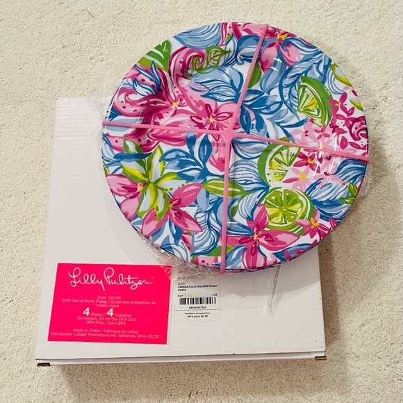 Lilly Pulitzer | Dining | Lilly Pulitzer Floral Melamine Plates New In ...